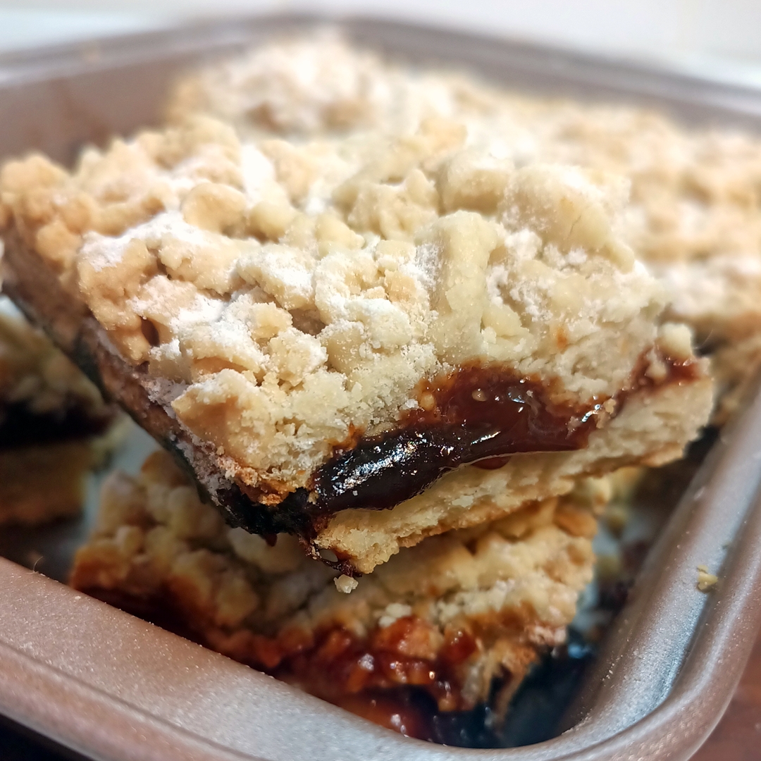 Romanian Crumble Cake – Grated Cake - RomanianCook